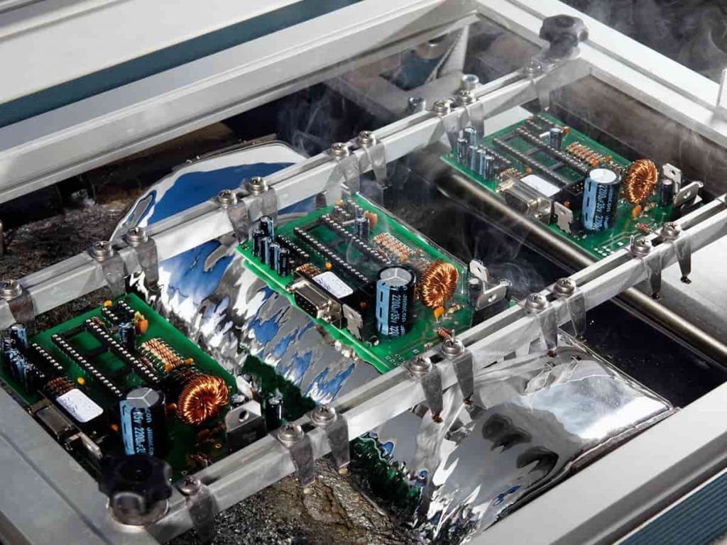 Giải pháp Wave Soldering Với Máy Hàn Sóng WS-401LF Koki